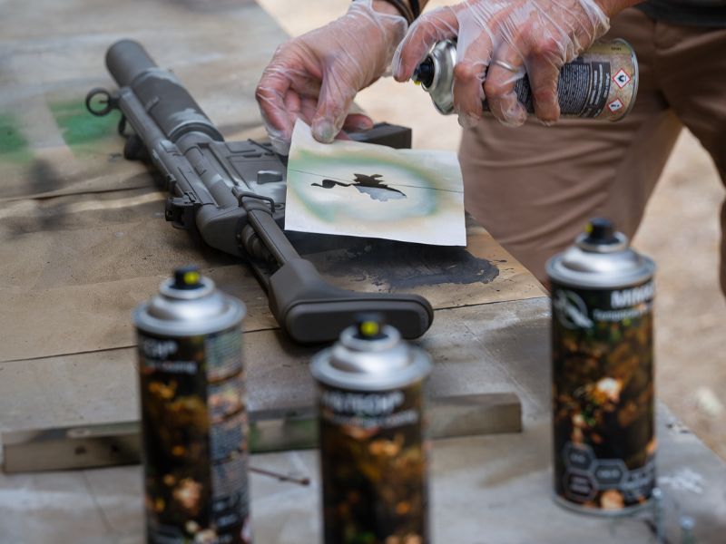 Instructions for use of Mim & Tech temporary camouflage sprays